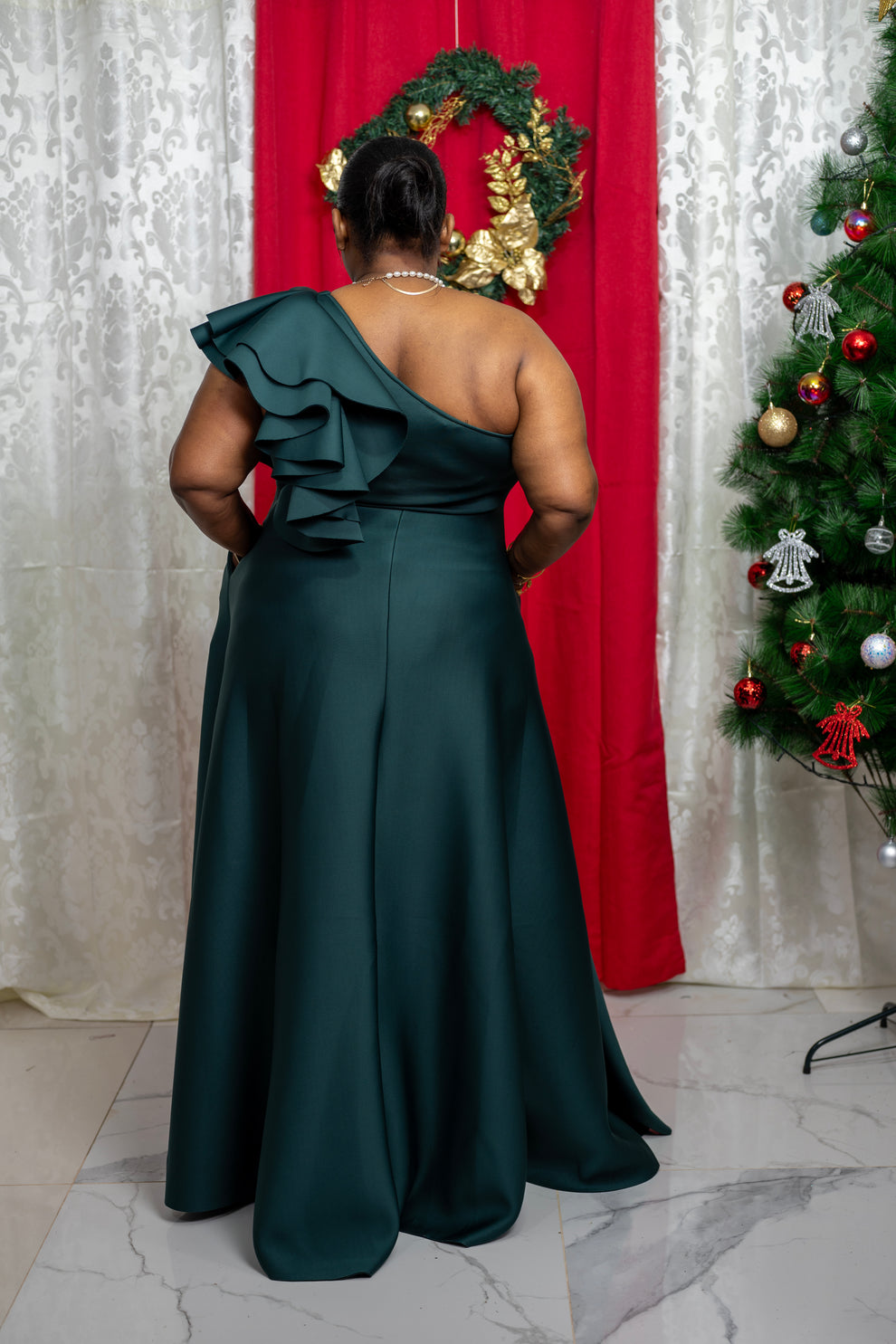 Cloud Kiss Ruffle Sleeve Gown || Hunter Green – Curvy Definition Plus